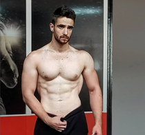 ¿Pensáis que este tío es natural? - Forocoches