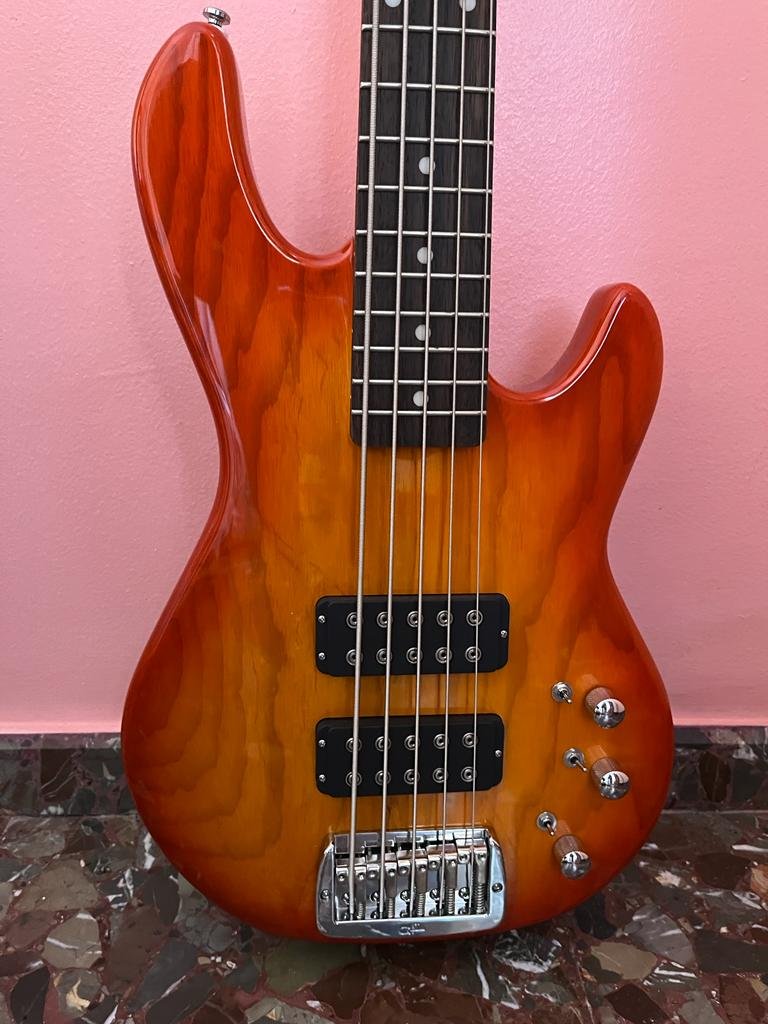 Vendo Bajo sin estrenar!! +música - Forocoches