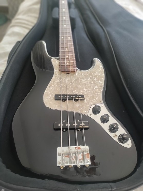 Vendo Fender Player II Modified Active Jazz Bass - WWW.BAJISTAS.ORG